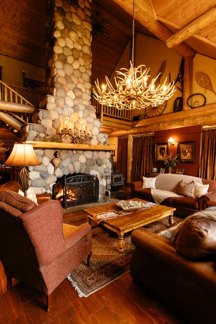 Luxury Ranch Accommodations | Siwash Lake Wilderness Resort