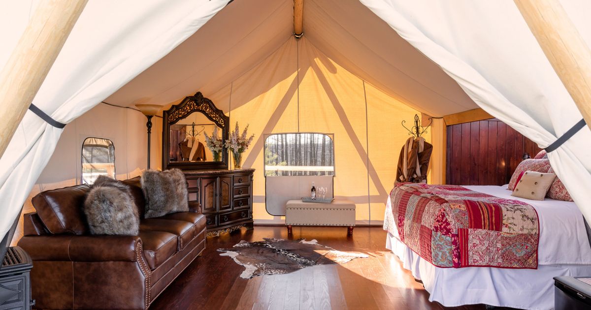 Glamping Accommodations |Star Camp |Siwash Lake Wilderness Resort