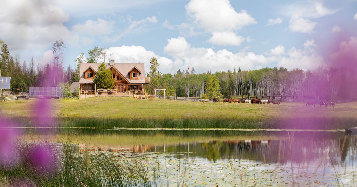 Canada Luxury Dude Ranch & Wilderness Lodge Special Offers