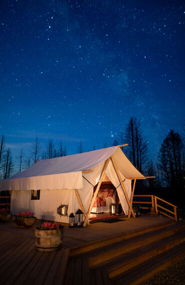 Luxury Wilderness Lodge Accommodations | Siwash Lake