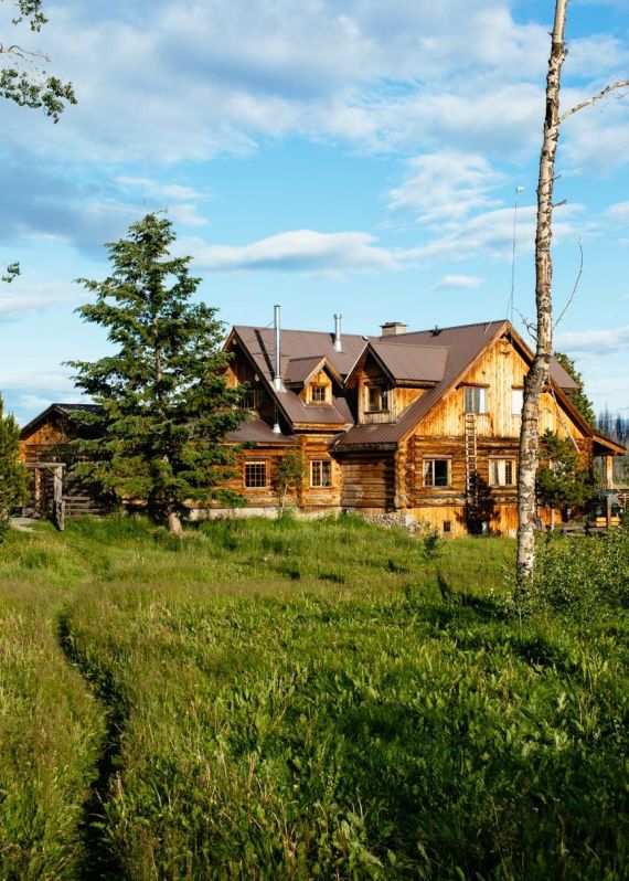 #1 Luxury Dude Ranch in Canada | The Ranch at Siwash Lake